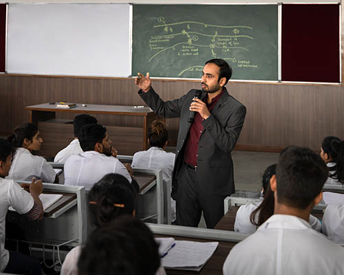 Swami Sahajanand College of Commerce & Management